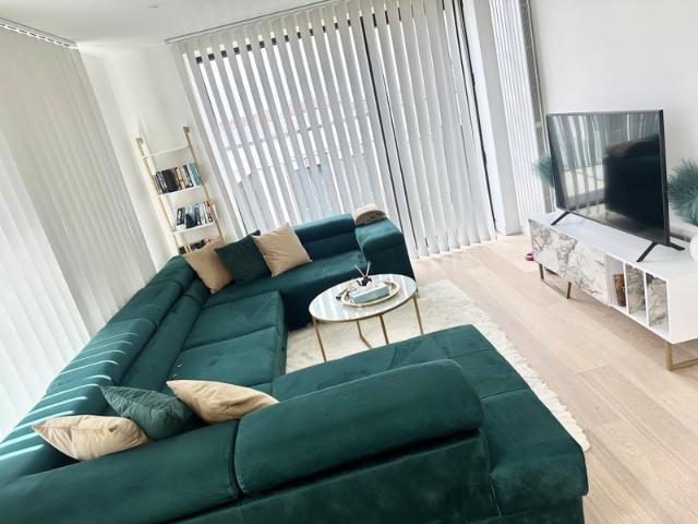 Room at Waypoint Way, Greater London