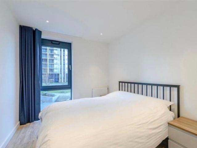 Room at Weaver Walk, Greater London
