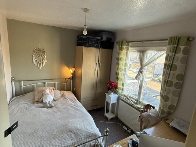 Room at Wedgewood Court, Van