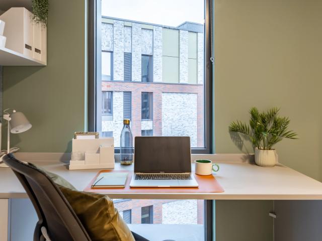 Room at Weekday Cross, Nottingham