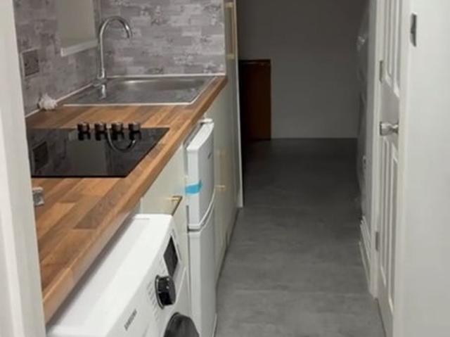 Room at Weekes Drive, Slough