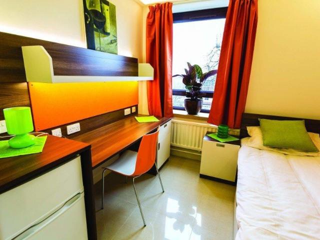 Room at Welham Road, Greater London