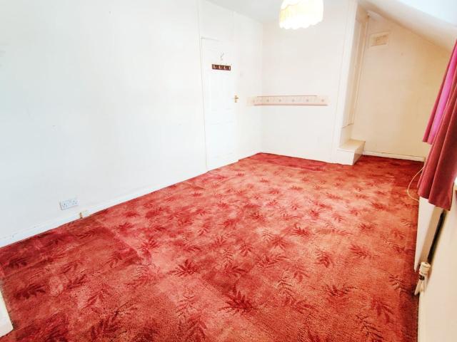 Room at Welhouse Road, Greater London