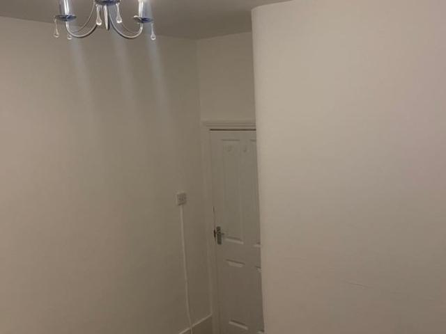 Room at Well Hall Road, Greater London