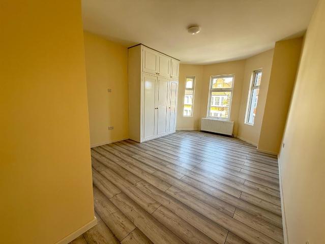 Room at Welldon Crescent, Greater London
