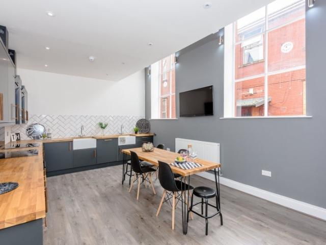 Room at Wellington Avenue, Liverpool