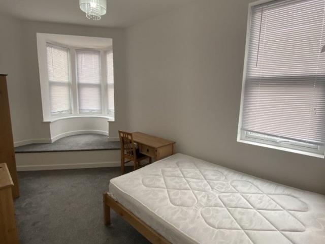 Room at Wellington Street, Portsmouth