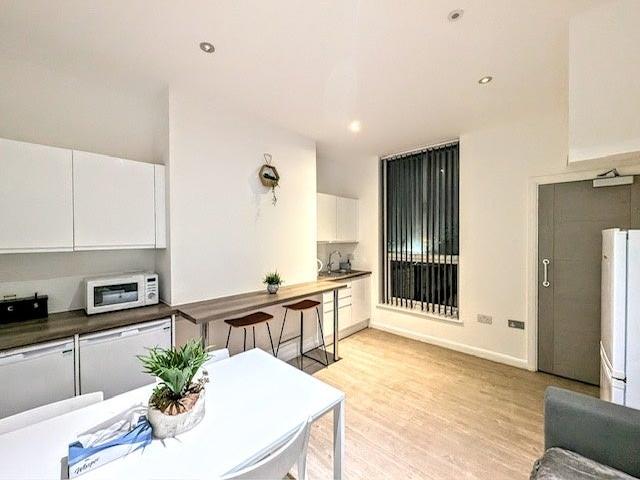 Room at Wellington Street, Preston