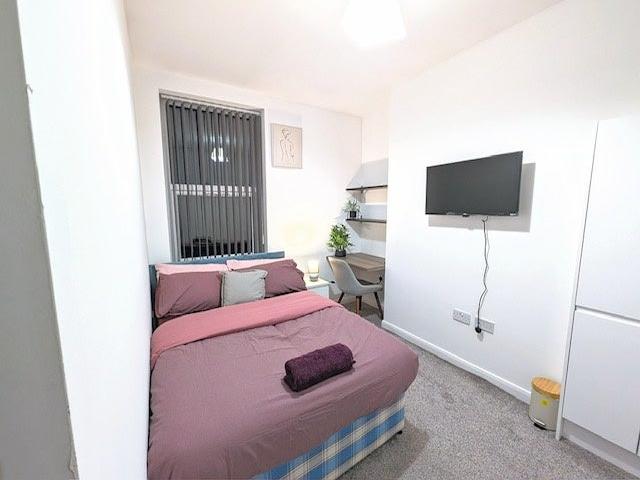 Room at Wellington Street, Preston