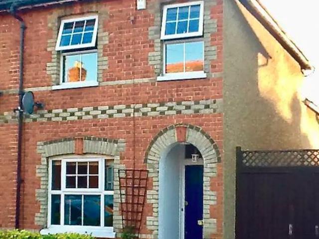 Room at Wellington Road, Maidenhead