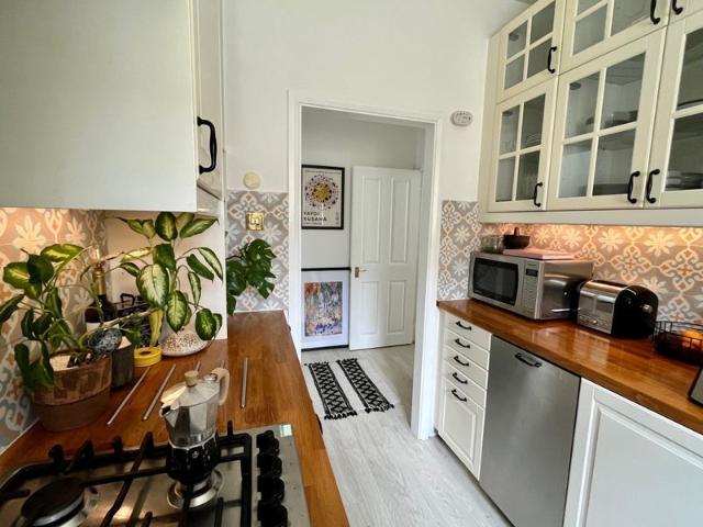 Room at Wellington Way, Greater London