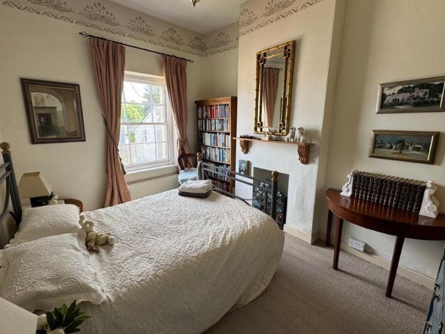 Room at Wells Road, Bristol