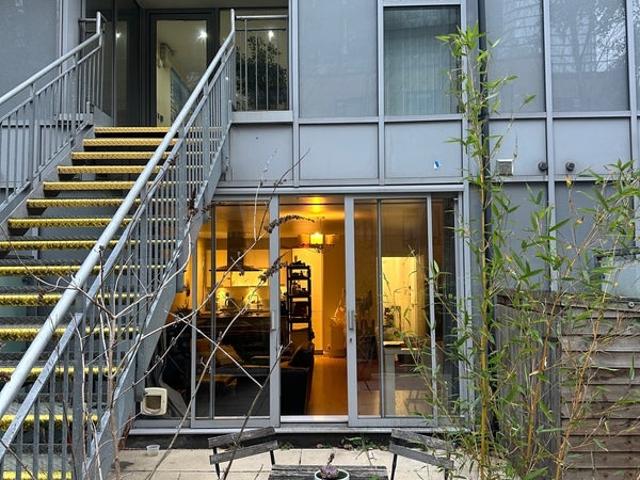 Room at Wenlock Road, Greater London