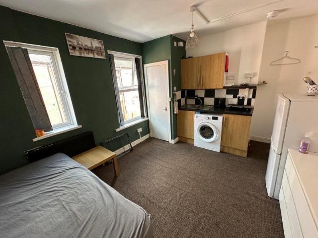 Room at Wesley Street, Wakefield