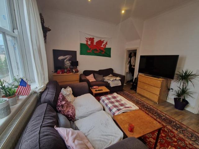Room at Westville Walk, Cardiff