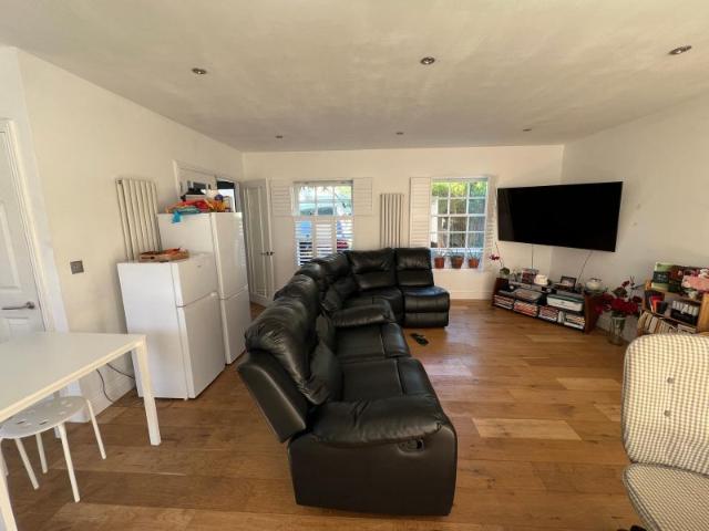 Room at Westwood Park, Greater London