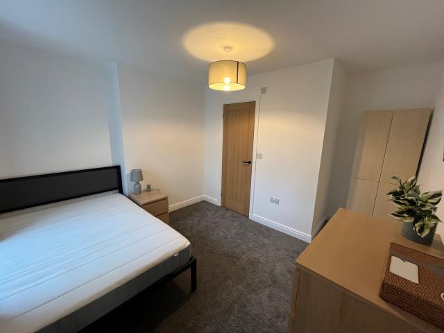 Room at West Hill Drive, Mansfield Woodhouse