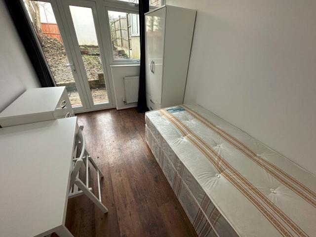 Room at West Hill, Greater London