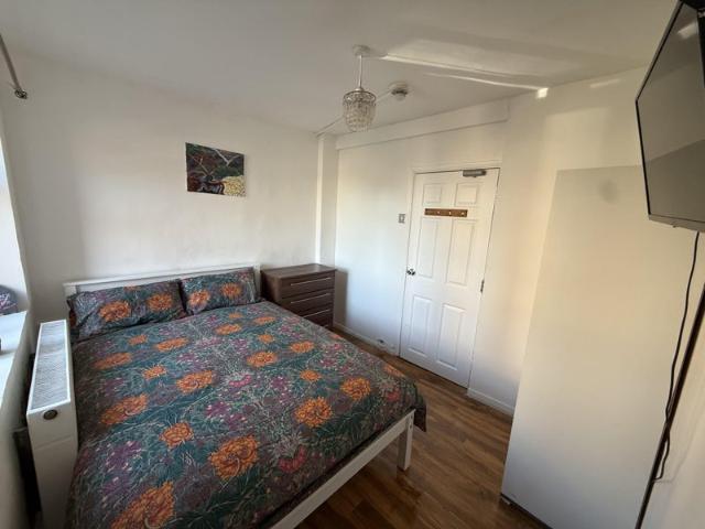 Room at West Hill, Greater London