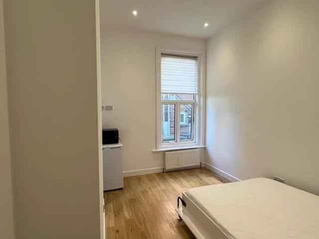 Room at West Hill Road, Bournemouth
