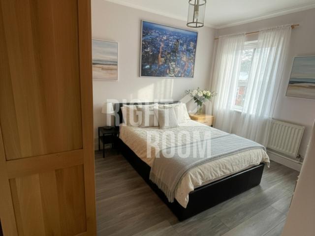 Room at West Lane, Greater London
