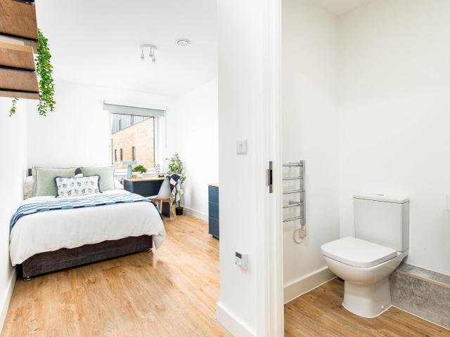 Room at West Street, Bristol
