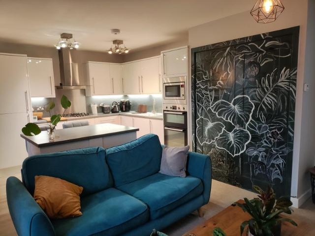 Room at West Street, Bristol