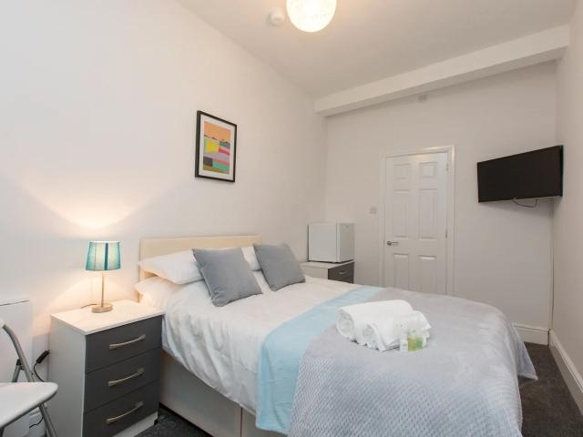 Room at West Street, Crewe