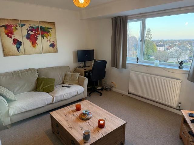 Room at West Street, Dunstable