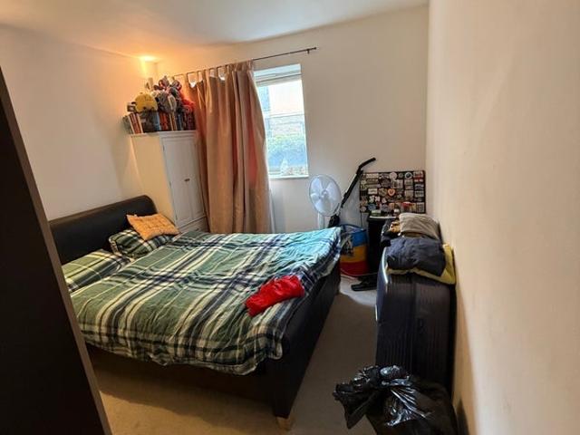 Room at West Parkside, Greater London