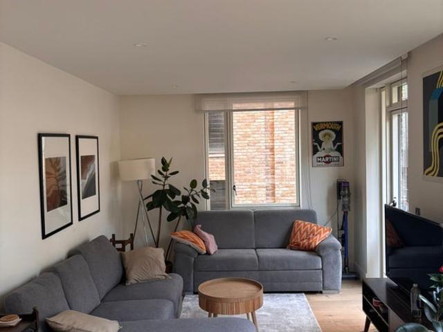 Room at West Row, Greater London