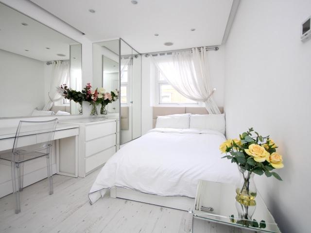 Room at Westbourne Grove, City of Westminster