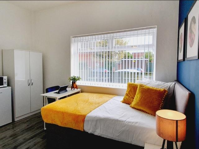 Room at Westbourne Road, Birkenhead