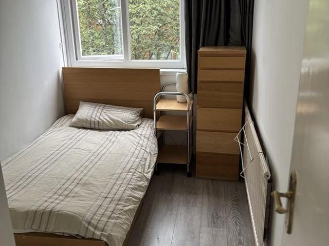 Room at Westbourne Road, Greater London