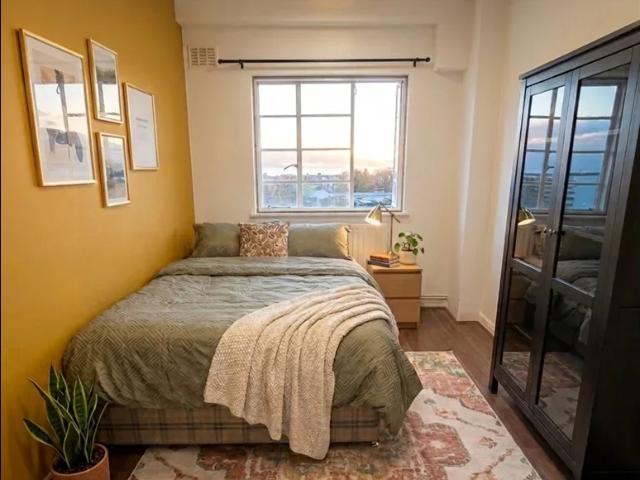 Room at Westbourne Terrace, City of Westminster