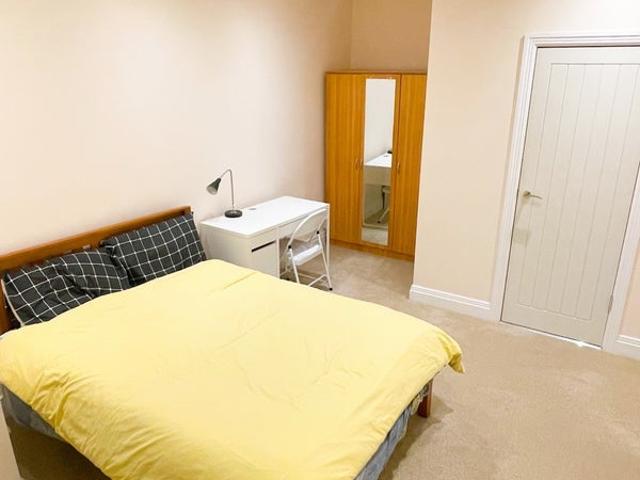 Room at Westbury Terrace, Greater London
