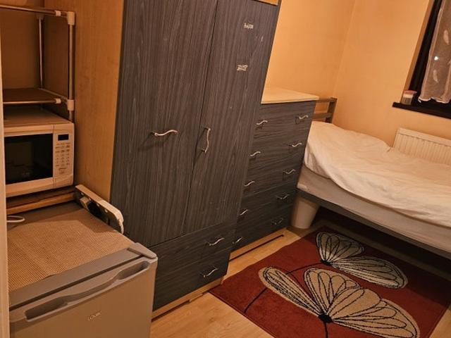 Room at Westcroft Close, Greater London