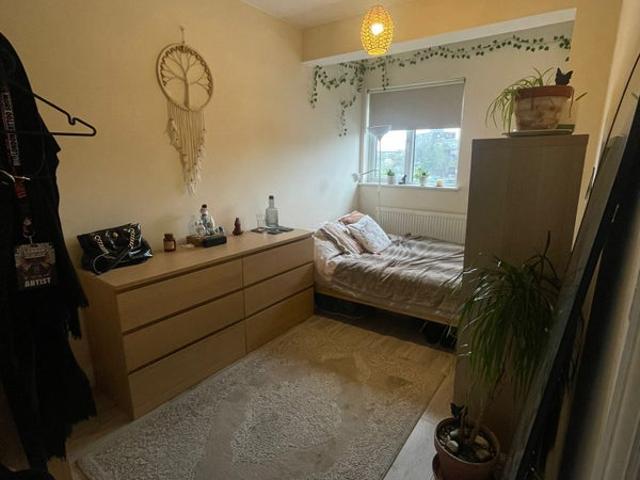 Room at Western Avenue, Greater London