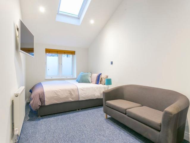 Room at Western Avenue, Greater London