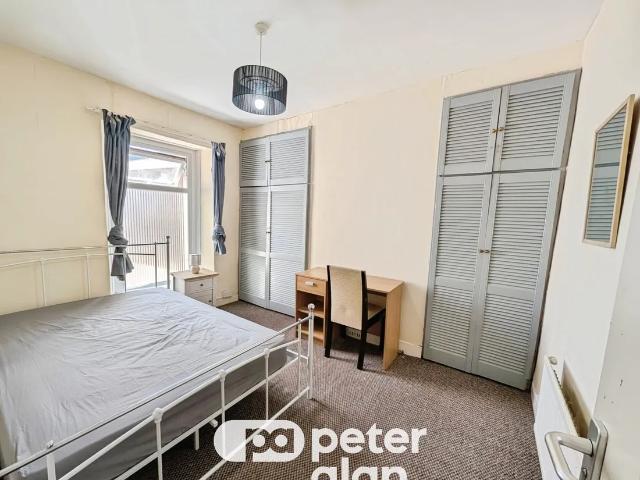 Room at Western Street, Swansea