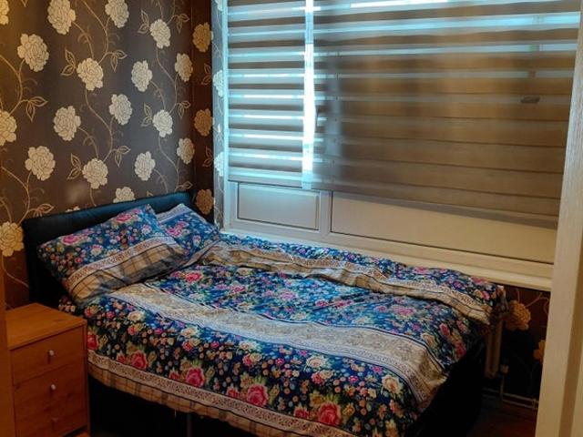 Room at Westferry Circus, Greater London