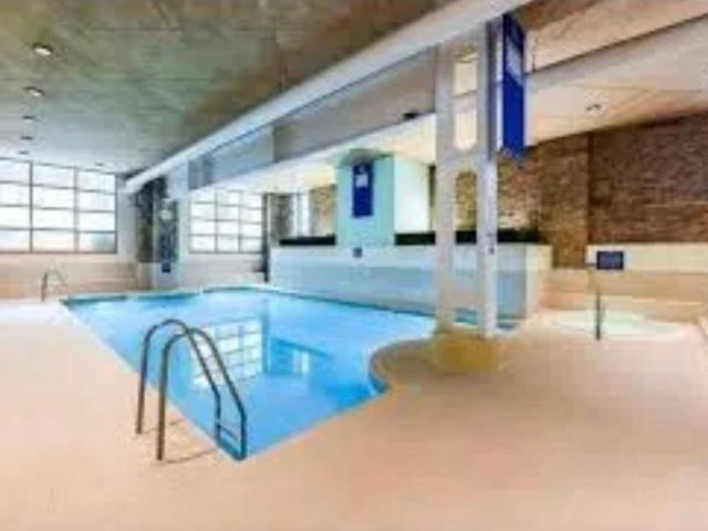 Room at Westferry Road, Greater London
