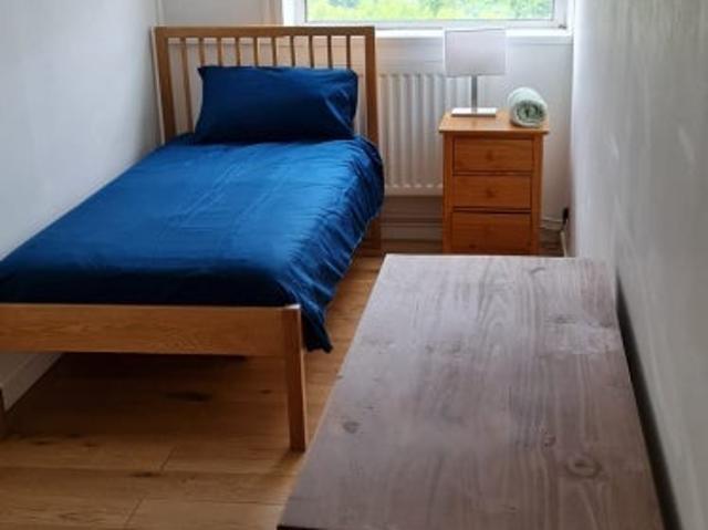 Room at Westferry Road, Greater London