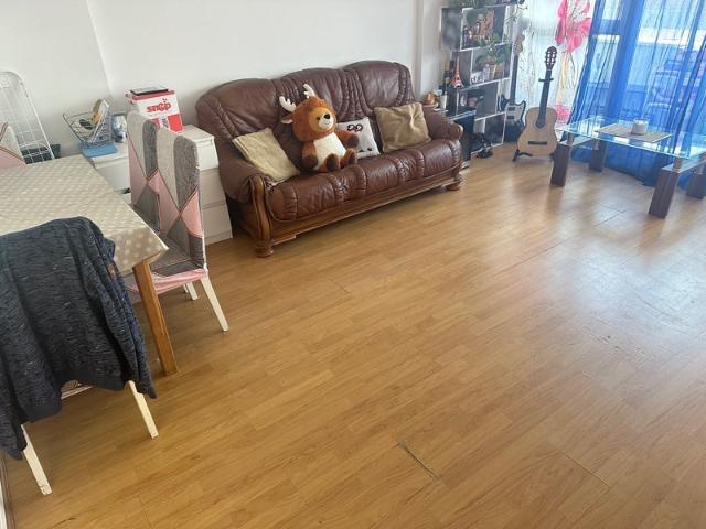 Room at Westferry Road, Greater London