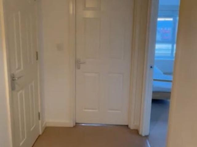 Room at Westferry Road, Greater London