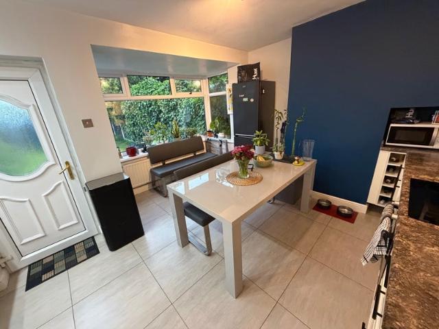 Room at Westfield Avenue, Middleton