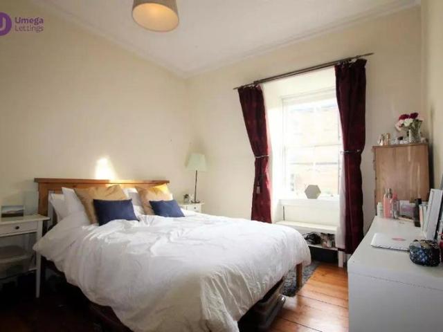 Room at Westhall Gardens, City of Edinburgh