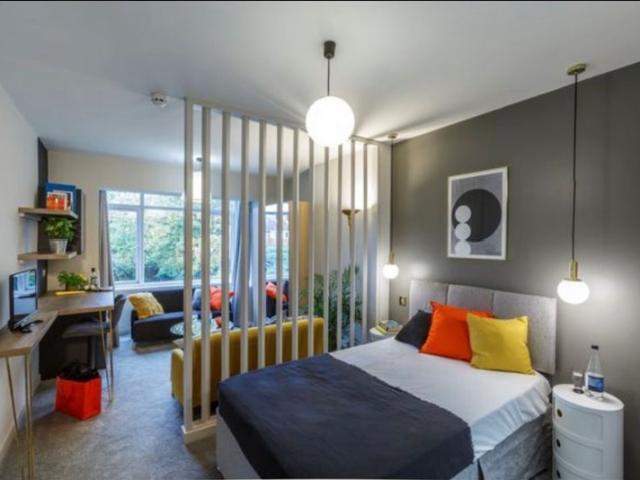 Room at Westley Road, Birmingham
