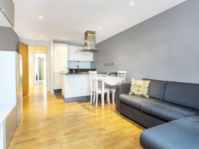 Room at Westminster Bridge Road, Greater London