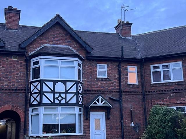 Room at Weston Road, Stafford